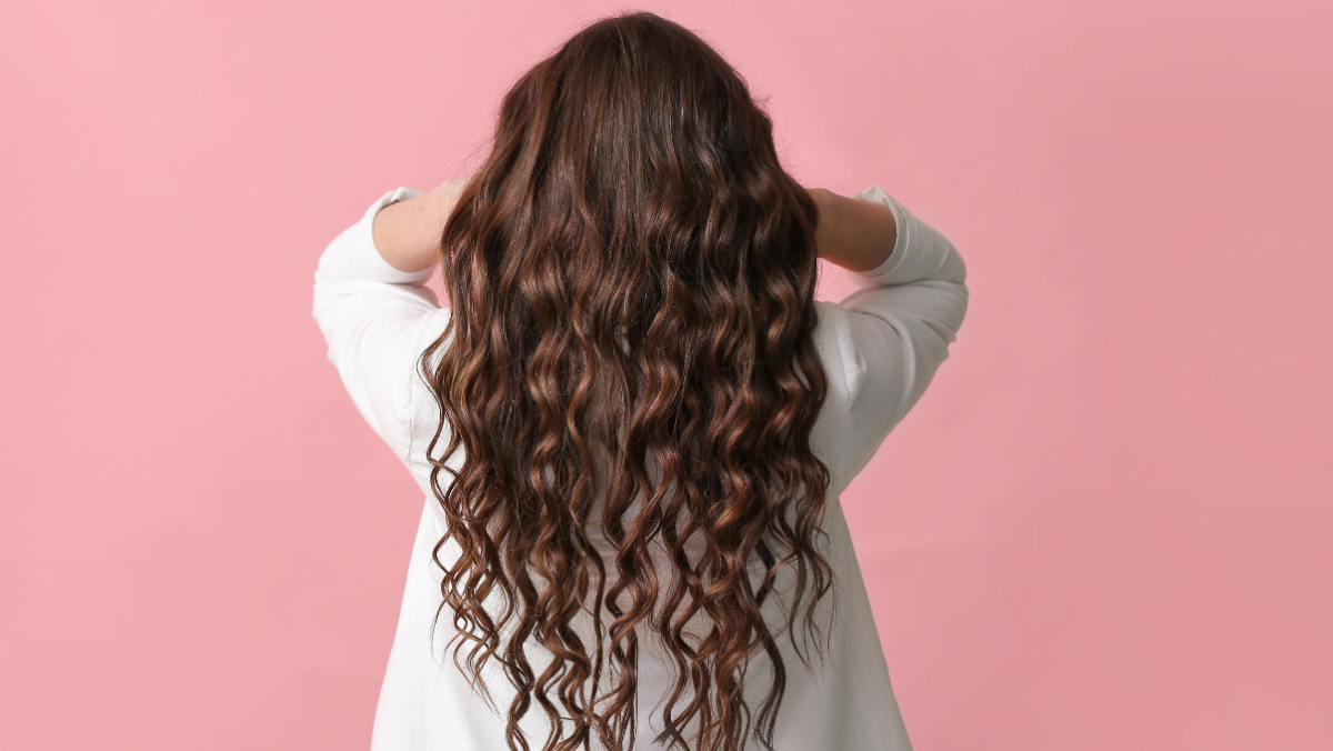 Comment faire des boucles à ses cheveux avec un lisseur