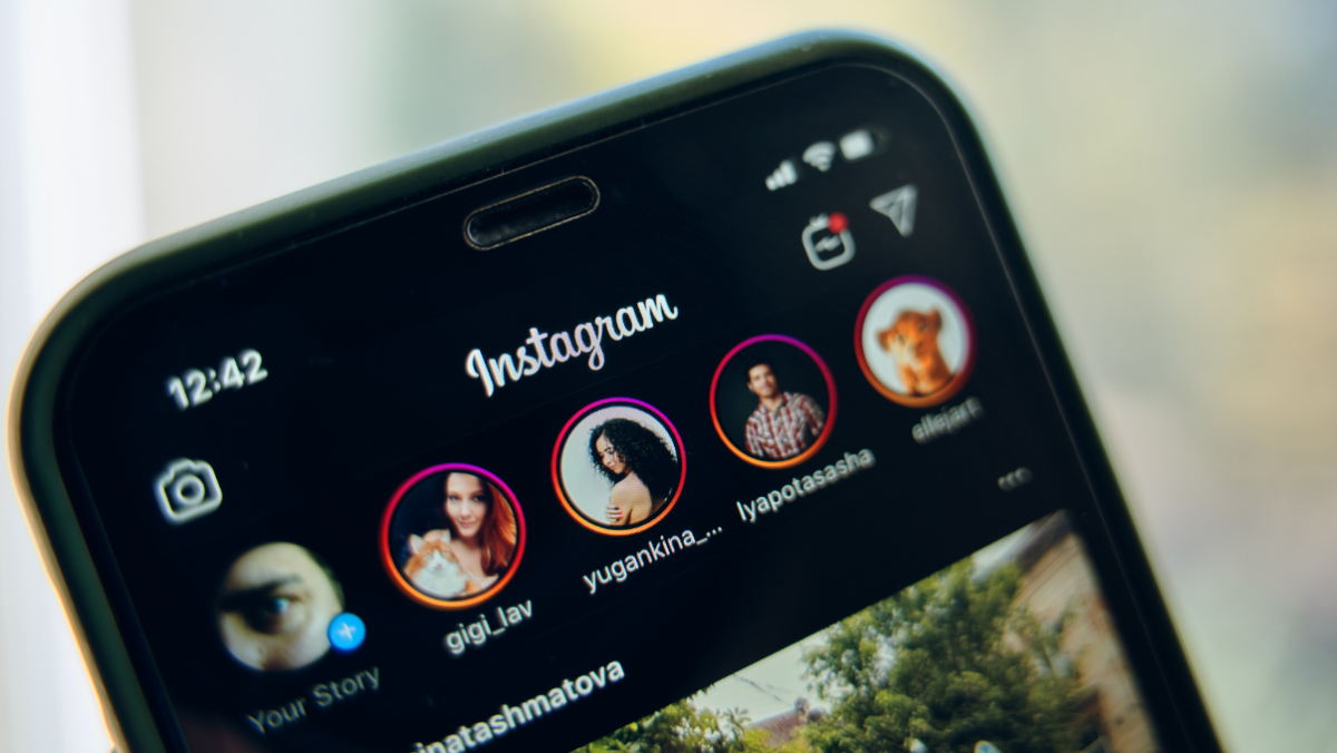 Instagram : comment activer le mode sombre