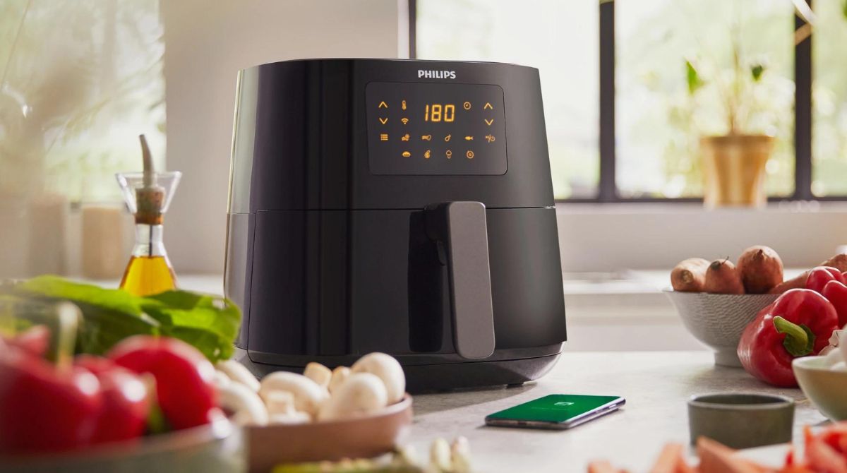 L'Air Fryer Philips noté 4,6 étoiles est à moitié prix sur Amazon