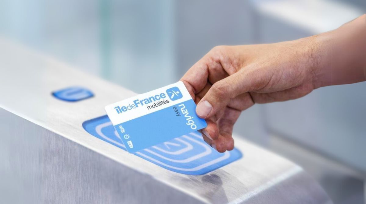 Le Pass Navigo Liberté+ arrive enfin sur smartphone, mais il y a un ...
